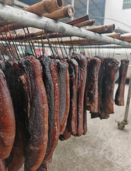 贵州腊肉怎么腌制_贵州腊肉烟熏多久-第1张图片-山城妙识 贵州腊肉怎么腌制_贵州腊肉烟熏多久-第1张图片-山城妙识