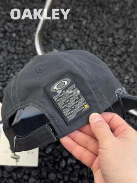 鸭舌帽的英文怎么写_snapback和baseball cap区别-第3张图片-山城妙识