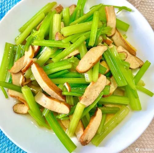 香干炒什么蔬菜好吃_香干和哪些蔬菜搭配更下饭-第1张图片-山城妙识 香干炒什么蔬菜好吃_香干和哪些蔬菜搭配更下饭-第1张图片-山城妙识