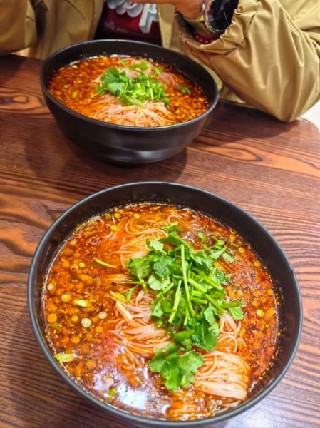 纯开水烫面适合做什么_烫面为什么更柔软-第1张图片-山城妙识 纯开水烫面适合做什么_烫面为什么更柔软-第1张图片-山城妙识