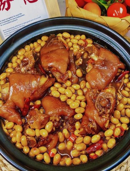 黄豆炖猪蹄的功效与作用_孕妇能吃吗-第3张图片-山城妙识