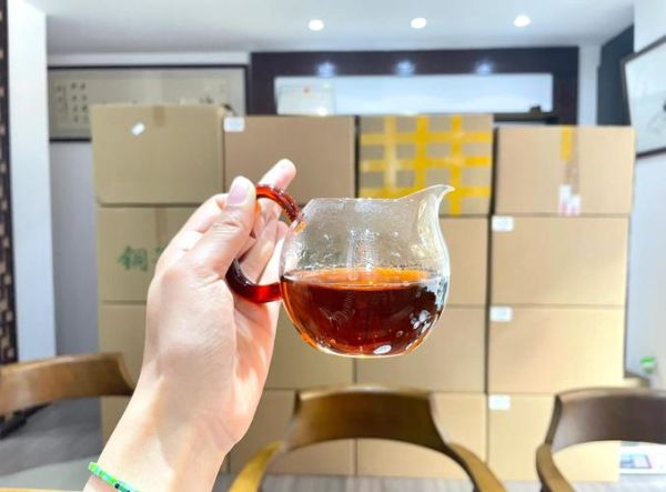 喝普洱茶减肥的正确方法_普洱茶减肥多久见效-第1张图片-山城妙识 喝普洱茶减肥的正确方法_普洱茶减肥多久见效-第1张图片-山城妙识