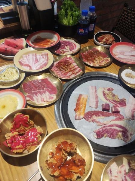 自助烤肉怎么烤才好吃_烤肉顺序和火候-第2张图片-山城妙识 自助烤肉怎么烤才好吃_烤肉顺序和火候-第2张图片-山城妙识