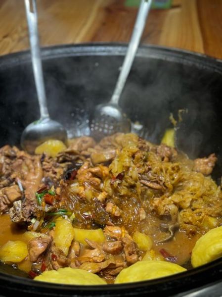 铁锅柴鸡图片大全_铁锅柴鸡怎么做才正宗-第2张图片-山城妙识