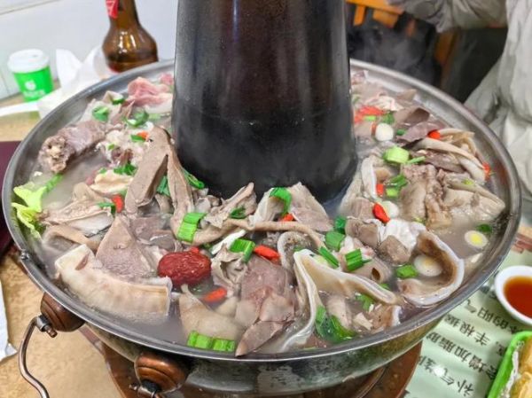 羊杂火锅怎么做好吃_羊杂火锅的家常做法-第1张图片-山城妙识
