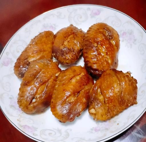 蜜汁鸡翅烤箱做法_怎么烤才外焦里嫩-第3张图片-山城妙识