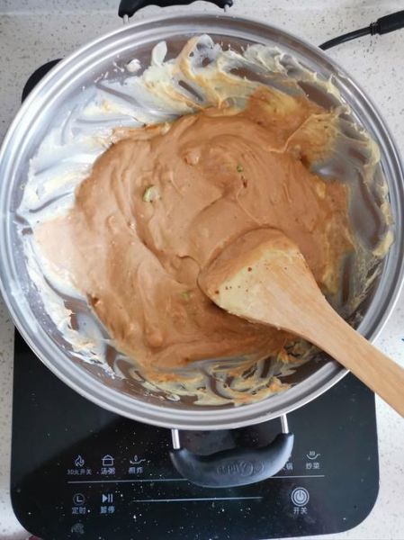 自制慕斯蛋糕用什么奶油_自制慕斯蛋糕怎么脱模-第1张图片-山城妙识 自制慕斯蛋糕用什么奶油_自制慕斯蛋糕怎么脱模-第1张图片-山城妙识