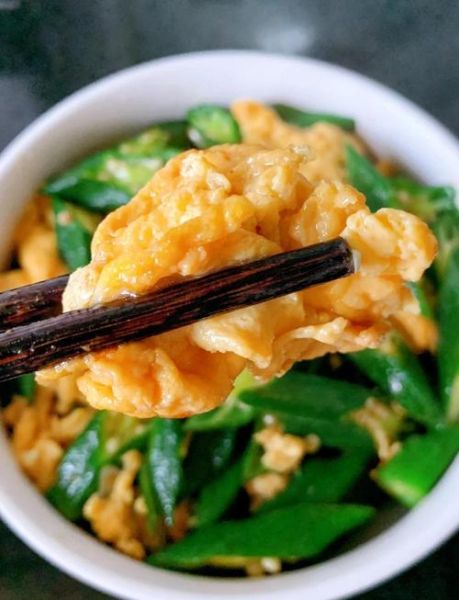 秋葵炒鸡蛋热量_秋葵炒鸡蛋减肥能吃吗-第3张图片-山城妙识