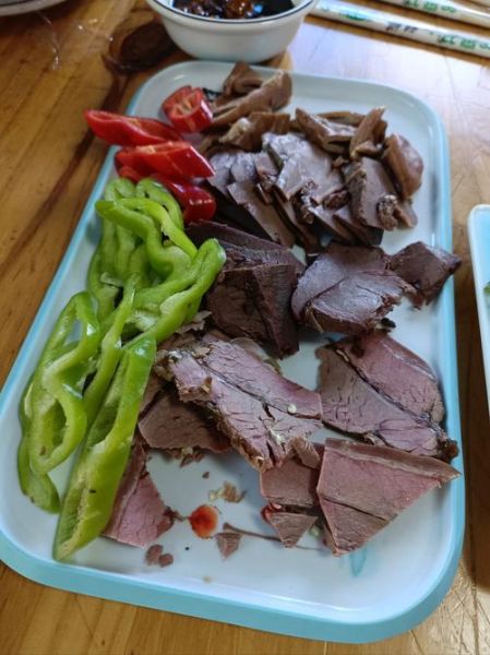 驴肉怎样做又嫩又好吃_驴肉去腥嫩化技巧-第1张图片-山城妙识