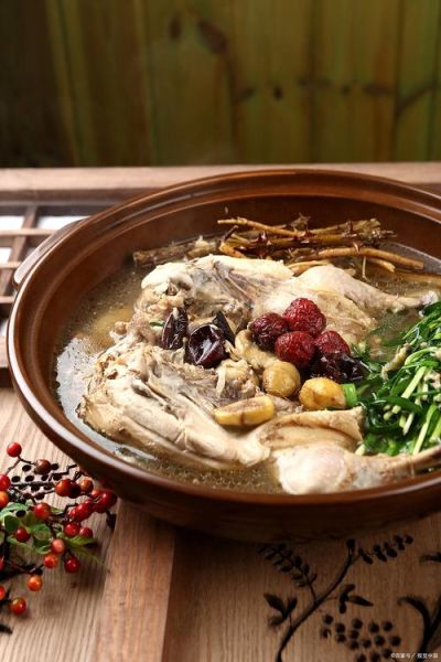 云南汽锅鸡怎么做_云南汽锅鸡正宗做法-第1张图片-山城妙识