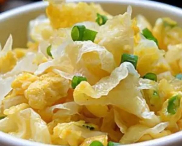 炒银耳的家常做法_银耳怎么炒才脆嫩-第2张图片-山城妙识