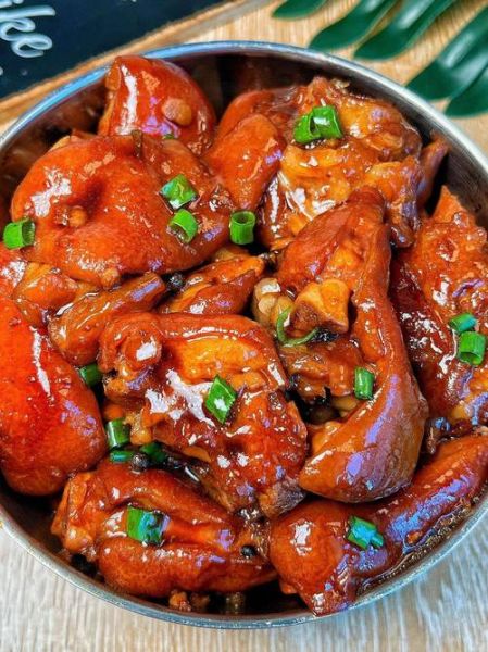 红烧猪脚怎么做好吃_红烧猪脚图片高清大图-第1张图片-山城妙识