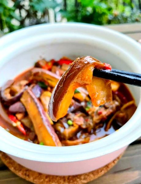 咸鱼茄子煲怎么做_家常版详细步骤-第2张图片-山城妙识 咸鱼茄子煲怎么做_家常版详细步骤-第2张图片-山城妙识