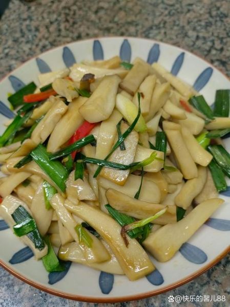 鸡腿菇怎么炒好吃_鸡腿菇的做法大全窍门-第2张图片-山城妙识