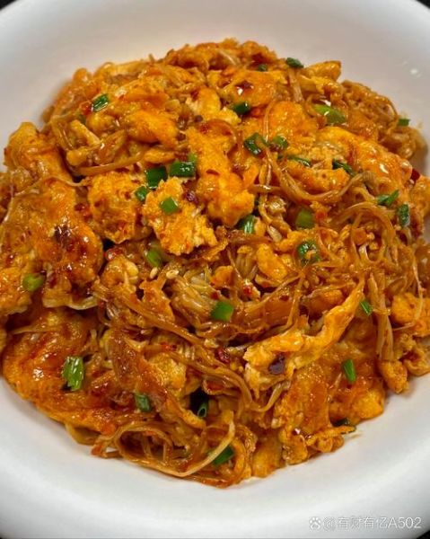 金针菇煎蛋怎么做_金针菇煎蛋的家常做法-第3张图片-山城妙识