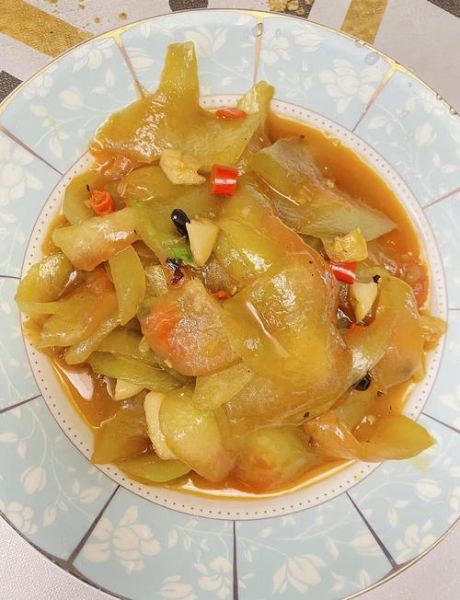 清炒西瓜皮的营养价值_西瓜皮炒着吃有什么好处-第1张图片-山城妙识 清炒西瓜皮的营养价值_西瓜皮炒着吃有什么好处-第1张图片-山城妙识