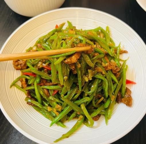 刀豆炒肉怎么做_刀豆炒肉的家常做法-第2张图片-山城妙识 刀豆炒肉怎么做_刀豆炒肉的家常做法-第2张图片-山城妙识