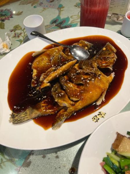 西湖醋鱼是哪个菜系_正宗做法揭秘-第1张图片-山城妙识 西湖醋鱼是哪个菜系_正宗做法揭秘-第1张图片-山城妙识