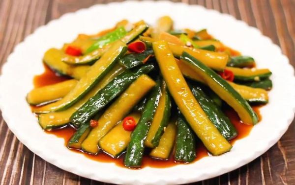 腌黄瓜条怎么做才脆_腌黄瓜条需要焯水吗-第3张图片-山城妙识