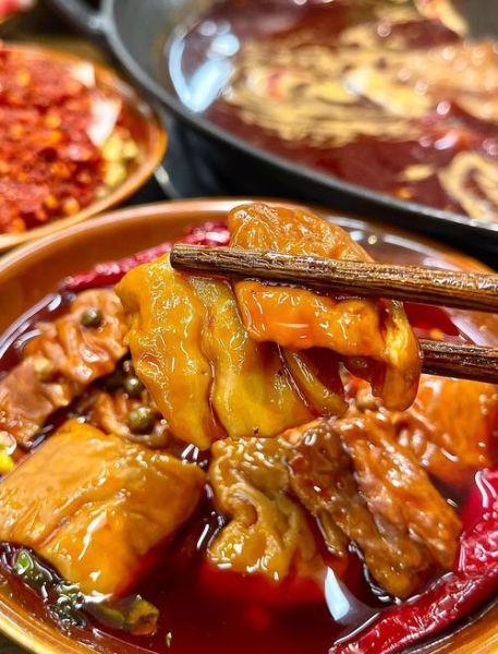肥肠火锅怎么做最正宗_肥肠火锅底料配方-第3张图片-山城妙识