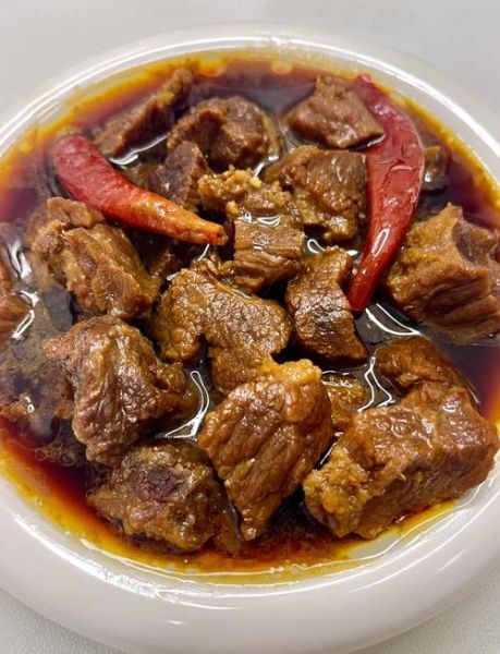 红烧牛肉怎么做_红烧牛肉最正宗的做法-第1张图片-山城妙识