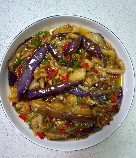 红烧茄子条怎么做好吃_茄子条不吸油技巧-第2张图片-山城妙识