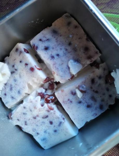 红豆椰汁糕怎么做_红豆椰汁糕需要蒸多久-第1张图片-山城妙识