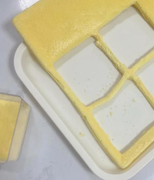 蓝莓蛋糕卷怎么做_蓝莓蛋糕卷失败原因-第1张图片-山城妙识