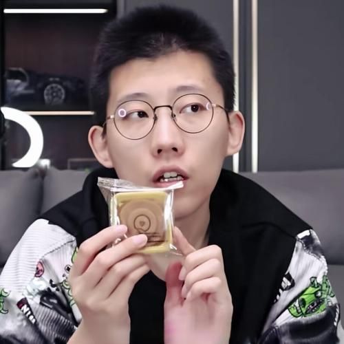 鲤鱼ace是谁_鲤鱼ace真实身份揭秘-第1张图片-山城妙识