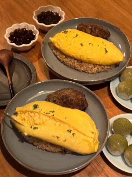 爆浆蛋包饭鸡蛋没熟怎么办_如何避免蛋液流心-第1张图片-山城妙识 爆浆蛋包饭鸡蛋没熟怎么办_如何避免蛋液流心-第1张图片-山城妙识