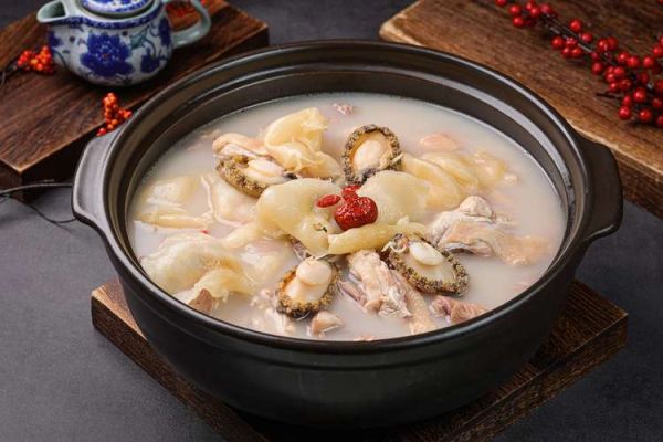鲍鱼煲汤配什么好吃_鲍鱼汤最佳搭配食材-第1张图片-山城妙识