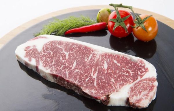 雪花牛排怎么煎才嫩_雪花牛排需要腌制吗-第1张图片-山城妙识