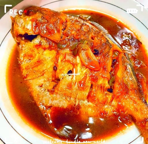 平鱼怎么去内脏图解_平鱼清理内脏最简单方法-第1张图片-山城妙识