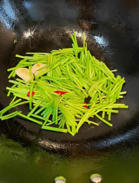 芦蒿怎么炒好吃_芦蒿的做法大全-第2张图片-山城妙识 芦蒿怎么炒好吃_芦蒿的做法大全-第2张图片-山城妙识