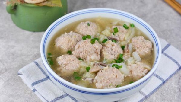 汽水肉丸汤怎么做_汽水肉丸汤的家常做法-第1张图片-山城妙识
