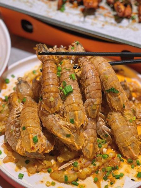 爬爬虾怎么剥_爬爬虾怎么吃图解-第1张图片-山城妙识 爬爬虾怎么剥_爬爬虾怎么吃图解-第1张图片-山城妙识