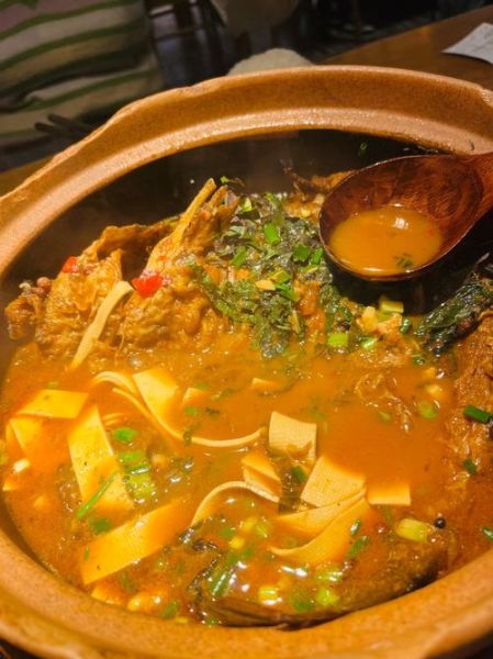 鱼汤泡饭怎么做才正宗_鱼汤泡饭用什么鱼最好-第2张图片-山城妙识