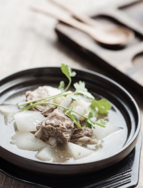 羊肉白萝卜怎么炖不膻_羊肉白萝卜汤的做法大全-第1张图片-山城妙识