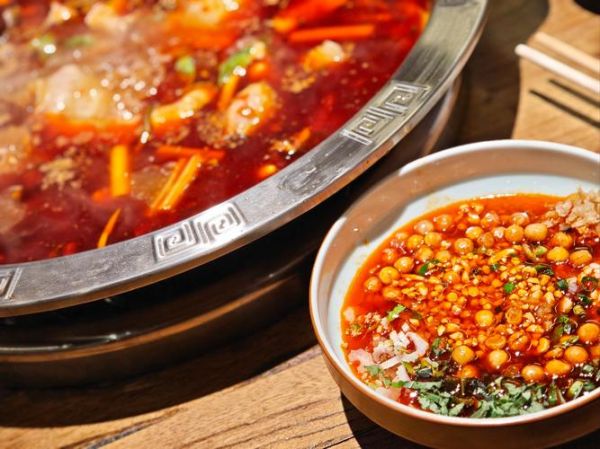 自助鱼火锅配菜怎么选_哪些蔬菜最适合涮鱼片-第1张图片-山城妙识