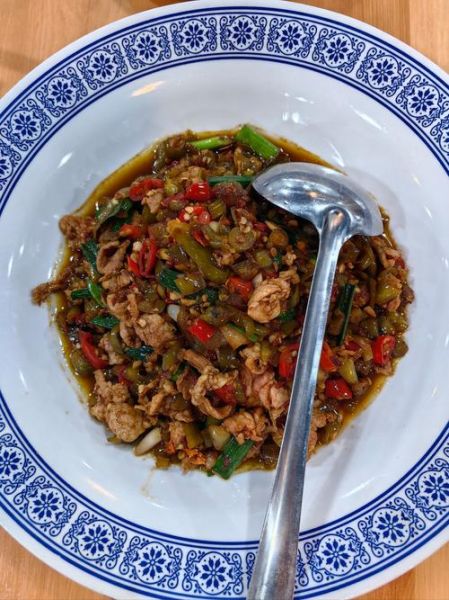 辣椒炒肉粉怎么做_辣椒炒肉粉用什么辣椒-第1张图片-山城妙识