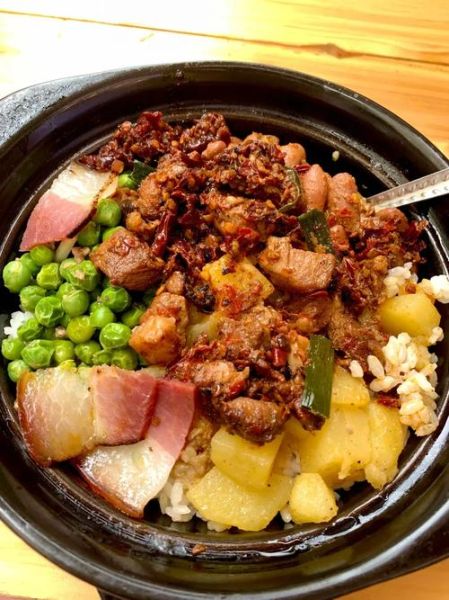 砂锅饭用什么米最好吃_砂锅饭怎么做好吃-第1张图片-山城妙识