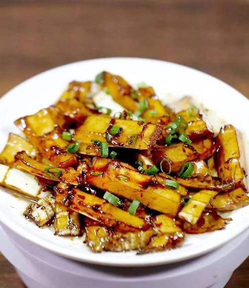 油焖笋怎么做_油焖笋需要焯水吗-第3张图片-山城妙识