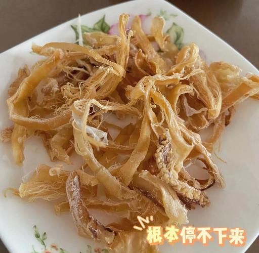 干鱿鱼怎么做才好吃_干鱿鱼最简单的家常做法-第1张图片-山城妙识