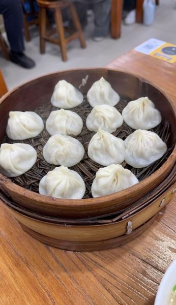 上海小笼包哪里最正宗_上海小笼包和汤包区别-第1张图片-山城妙识
