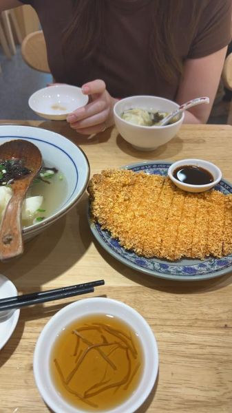 上海小笼包哪里最正宗_上海小笼包和汤包区别-第2张图片-山城妙识