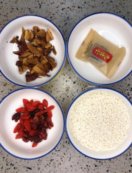 八宝饭糯米饭怎么做_正宗八宝饭配方-第2张图片-山城妙识