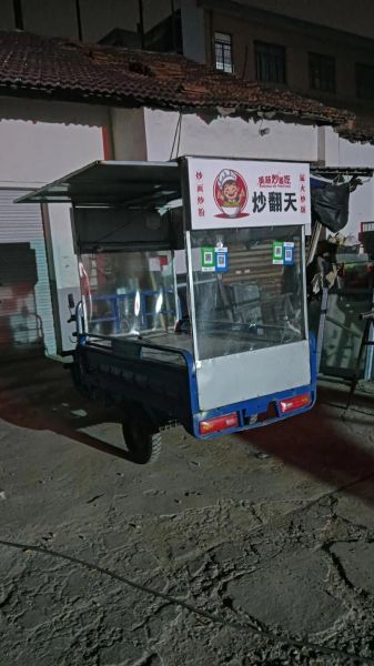 串串香小吃车多少钱_二手小吃车价格-第2张图片-山城妙识 串串香小吃车多少钱_二手小吃车价格-第2张图片-山城妙识