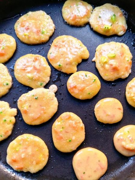 蔬菜饼怎么做好吃又简单_蔬菜饼的家常做法-第2张图片-山城妙识 蔬菜饼怎么做好吃又简单_蔬菜饼的家常做法-第2张图片-山城妙识