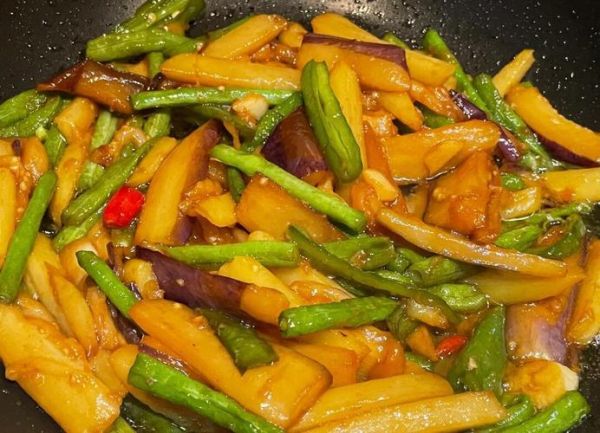 地三鲜怎么做好吃_家常做法秘诀-第1张图片-山城妙识 地三鲜怎么做好吃_家常做法秘诀-第1张图片-山城妙识