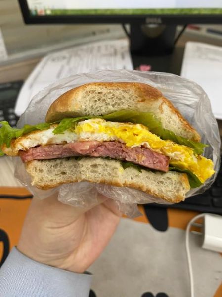 米汉堡好吃吗_米汉堡口感怎么样-第1张图片-山城妙识 米汉堡好吃吗_米汉堡口感怎么样-第1张图片-山城妙识